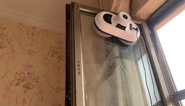 精致懒的必看!有了玻妞,不用动手窗户就干净
