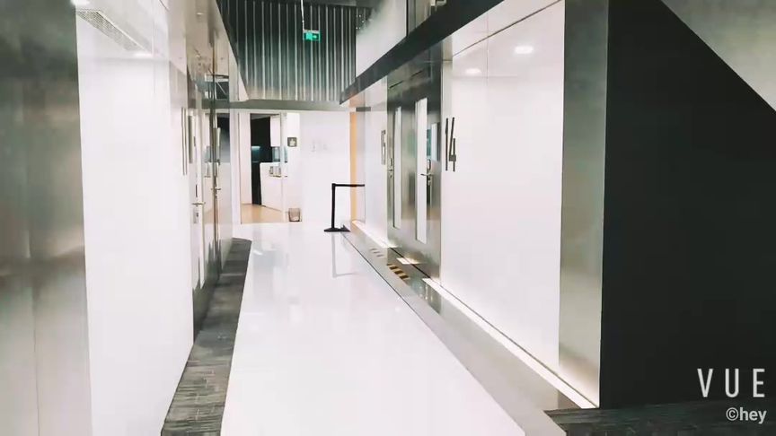 公司门外的会议室