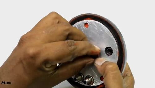 ...制作潜艇用塑料瓶惊人的DIY技巧下工艺制作动手能力科技模型制作...