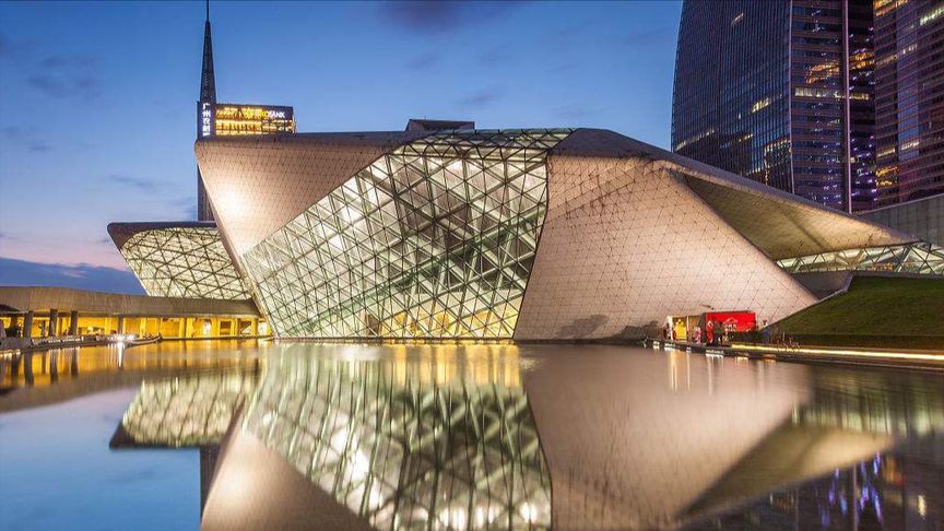 中国著名钢结构建筑:广州大剧院