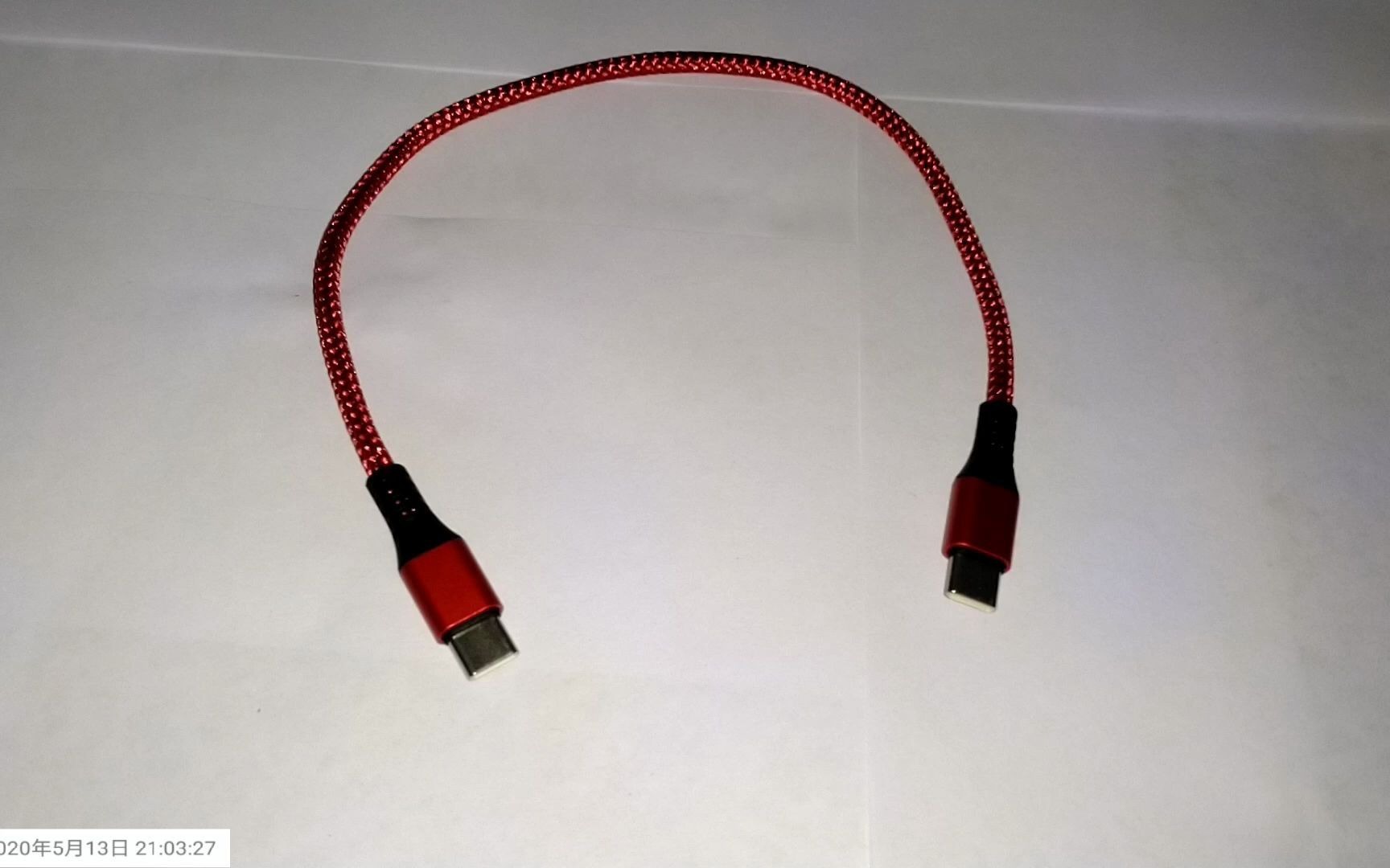 这是我购买的第一条编织双头type-c 数据线 0.3米长