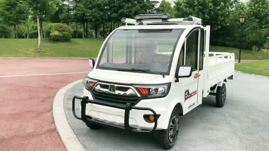 #途乐 车厢长度2.6米,宽度1.4米。四轮单排皮卡货车。