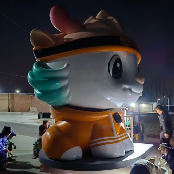 北京玻璃钢雕塑厂 