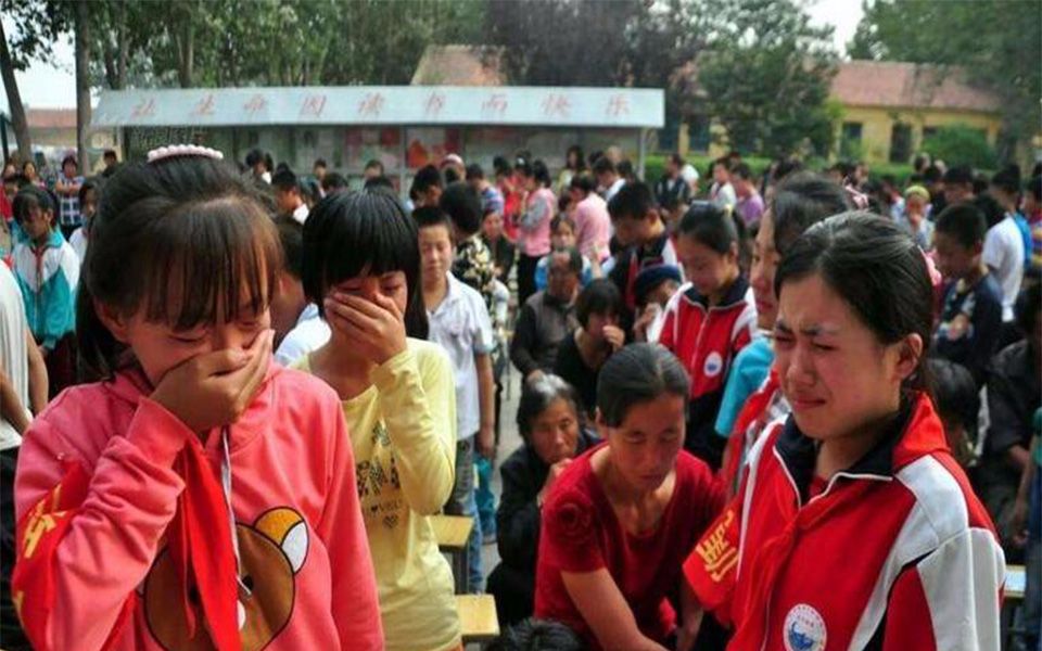 一场演讲就能让学生学会感恩吗