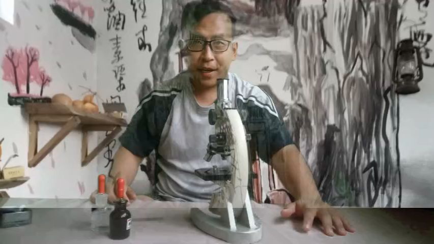 用显微镜观察自己的血细胞