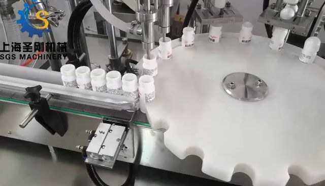 ...瓶灌装机 液体灌装机结构 喷雾剂液体灌装机 酒精消毒液灌装生产线