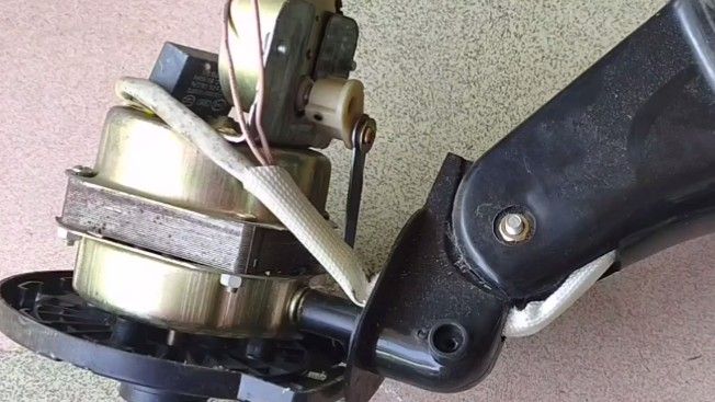 摇头是同步电机的电风扇电机坏了,教大家用机械摇头的电机代换