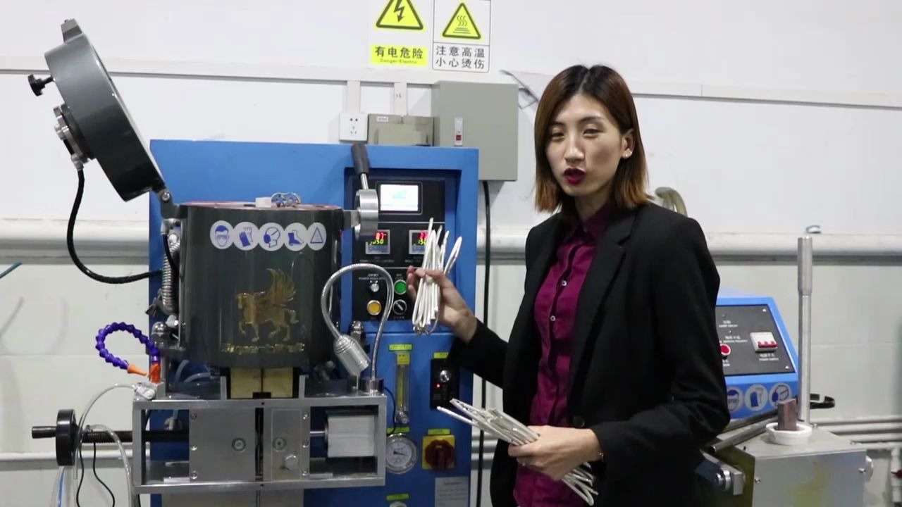 手镯首饰设备厂全自动化的全过程,宝丰美女一人扛起一条生产线