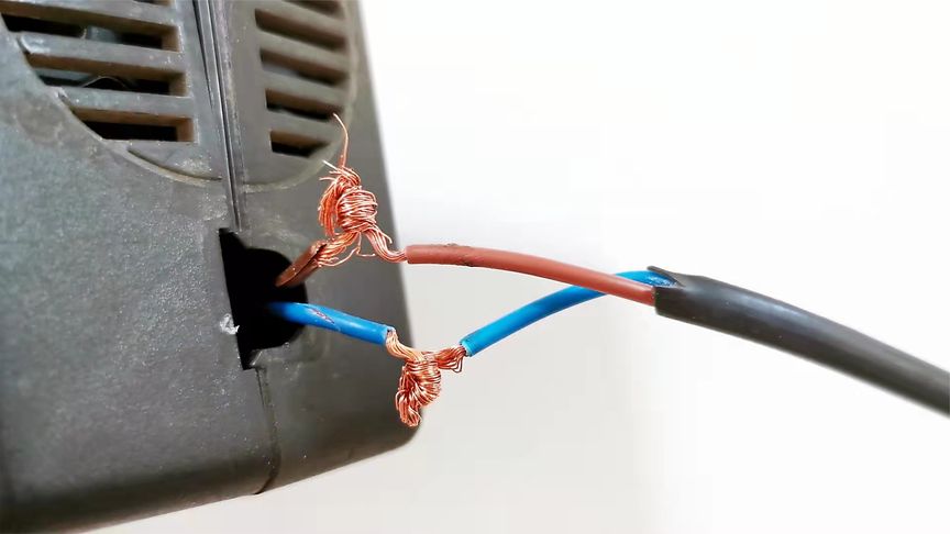 电线接头被压到崩裂,很容易短路烧坏怎么办?这样维修简单又实用