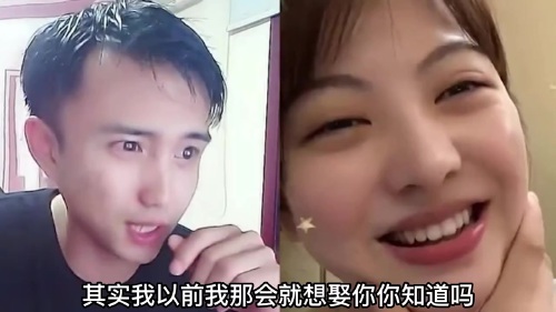 耀扬连麦张德美,现场耍宝学狗叫