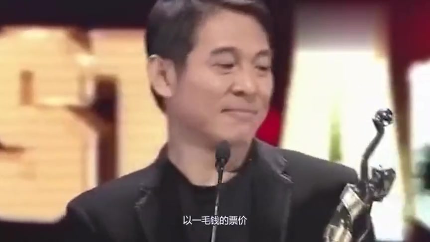 李连杰个人简介:一生中历经苦难,捐助穷苦家庭,为他点赞