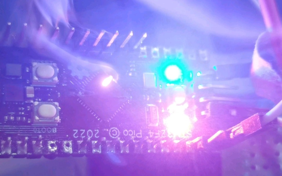 不让放鞭炮,那就给大家炸个MCU(