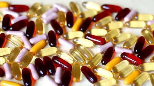 维生素E软胶囊:不只是美容!它如何从内到外守护你的健康?