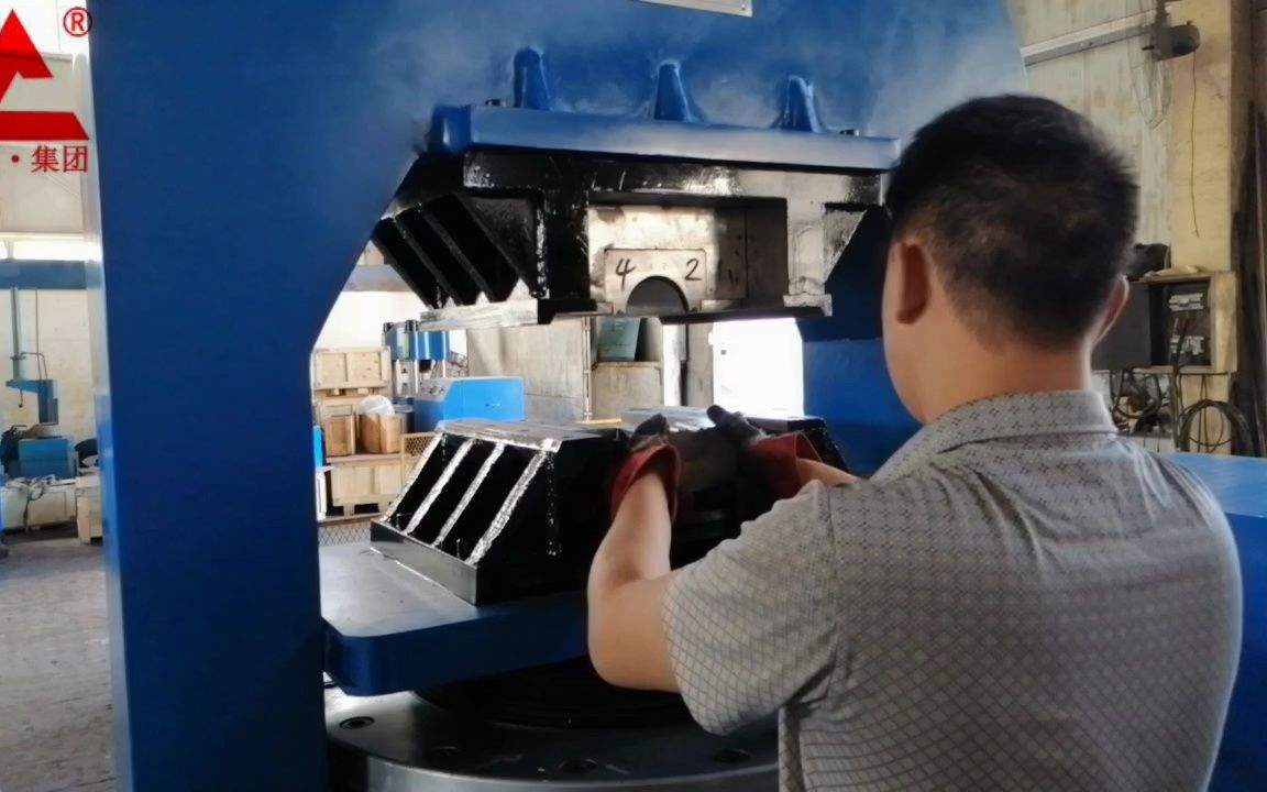 钢丝绳压套机压制步骤一