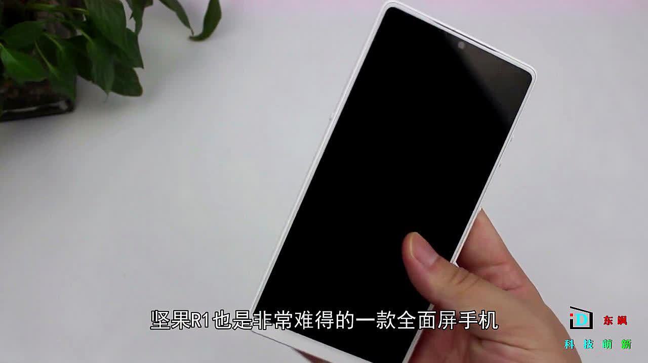 别再说国产机不好了,看看这几部性价比很高的国产机,好用还不贵