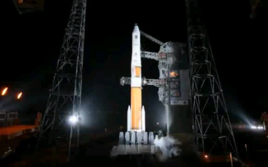 [航天历史]德尔塔4M+(4,2)型火箭发射GPS-2F/01导航卫星 2010.5.28