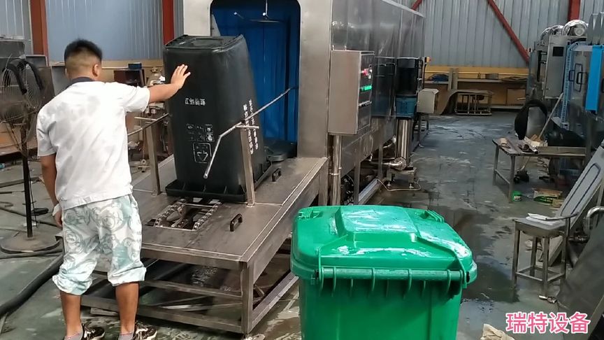 生活垃圾桶清洗设备,塑料环卫垃圾桶清洗机(用于清洗医废桶等)