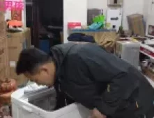 洗衣机如何彻底清洗和拆卸波轮