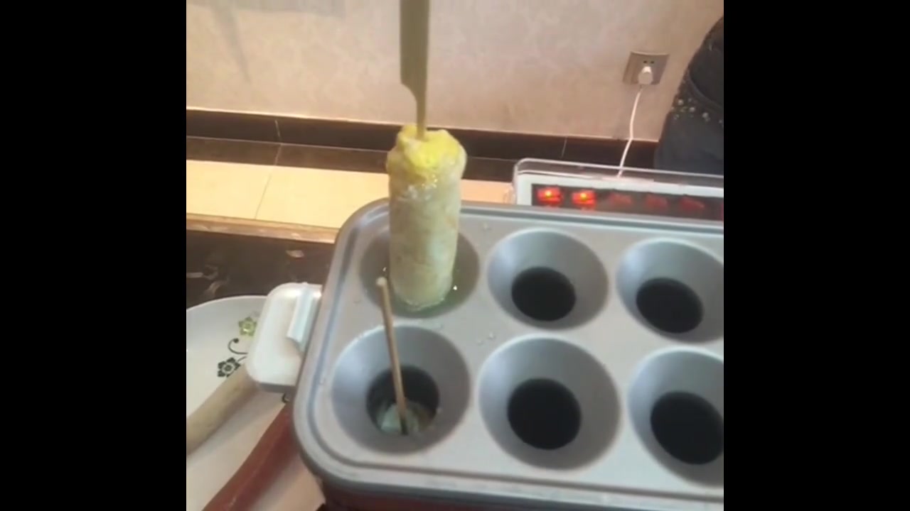 W蛋肠机场哪里买电话卡煤气鸡蛋蛋肠机多少钱鸡蛋鸡蛋肉汉堡图片炉...