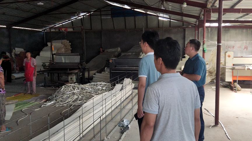 红船镇深入企业排查安全隐患,筑牢安全生产防线