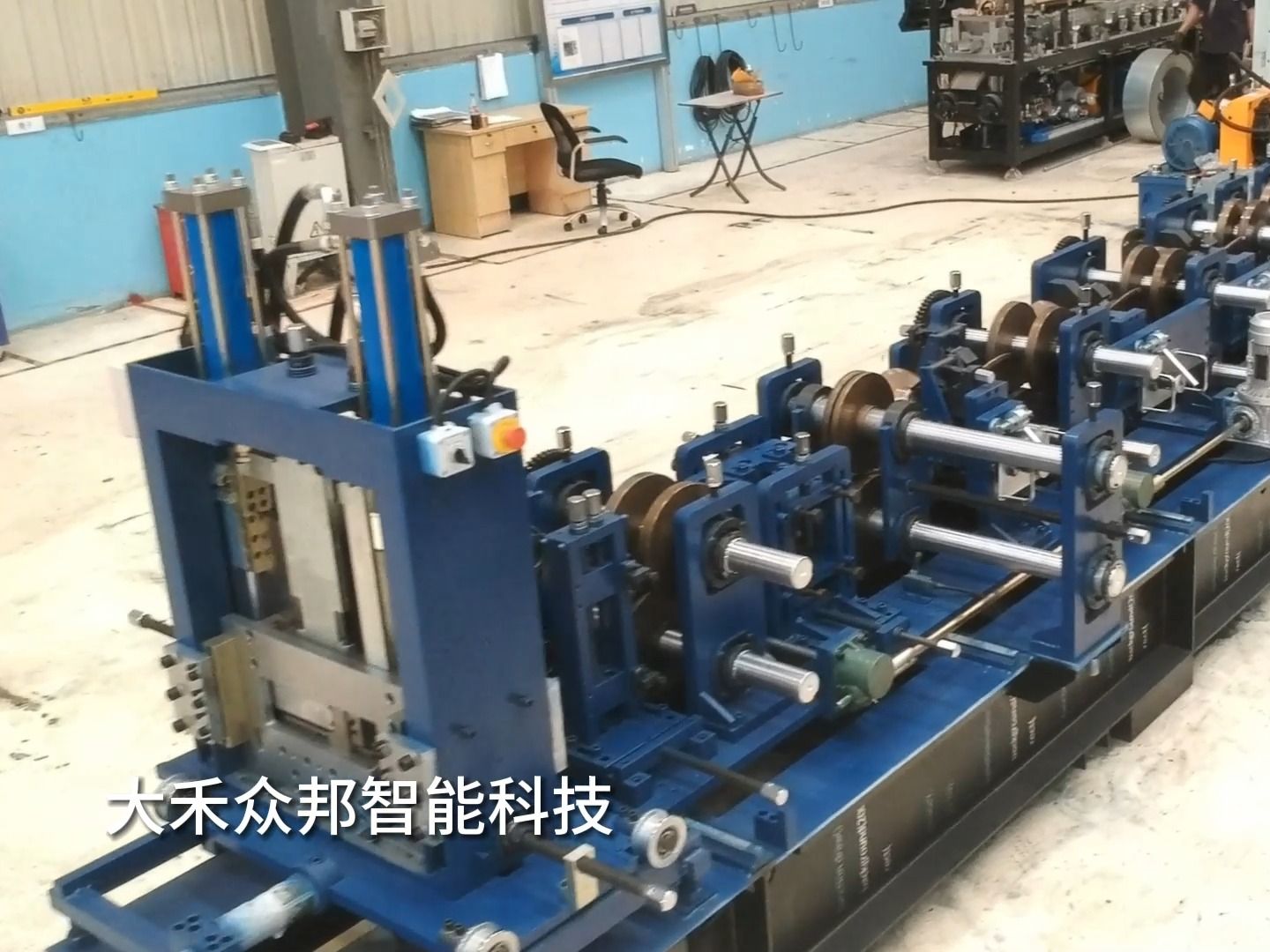 大禾众邦 生产c型钢设备厂家 檩条机 c型钢设备 c型钢加工设备 c型钢...