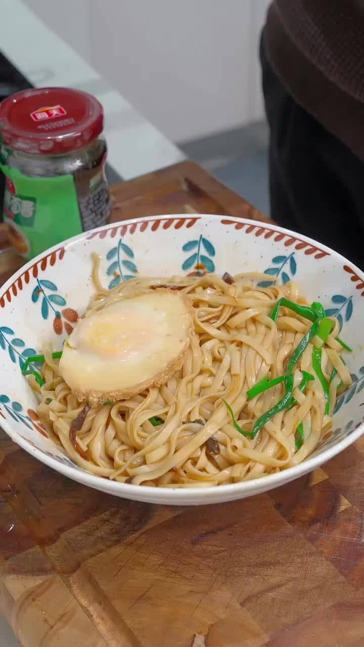 早上十分钟就能做好的早餐,做法简单,而且营养美味,