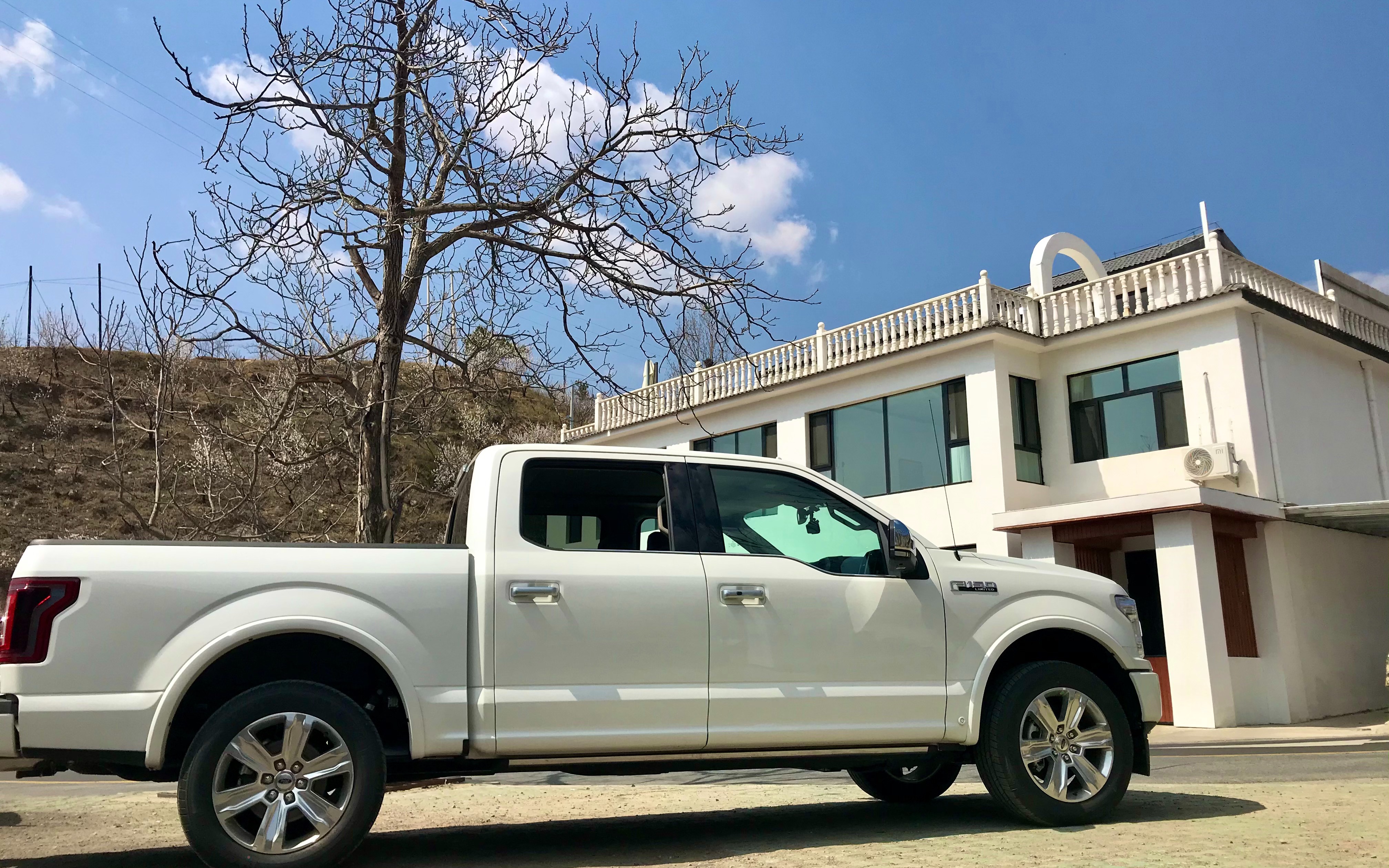 福特全尺寸皮卡F150LTD : 与猛禽同根 却花落两枝