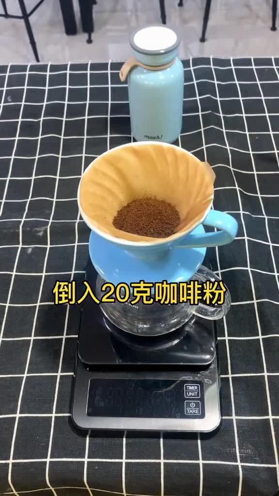 这种手法冲泡咖啡,我还是第一次见