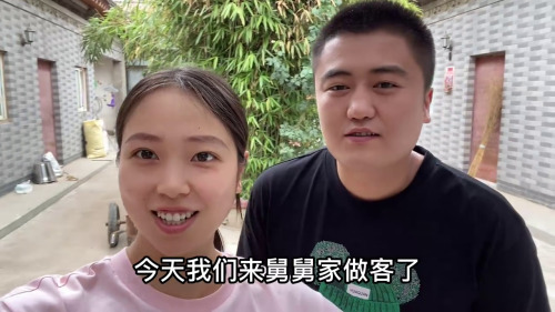 舅舅省城坐拥2套房,农村院子修的大气房间20个,又要修缮后院了