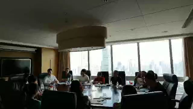 ߐ� 在万豪酒店的行政会议室给团队讲社交电商的资本套路。