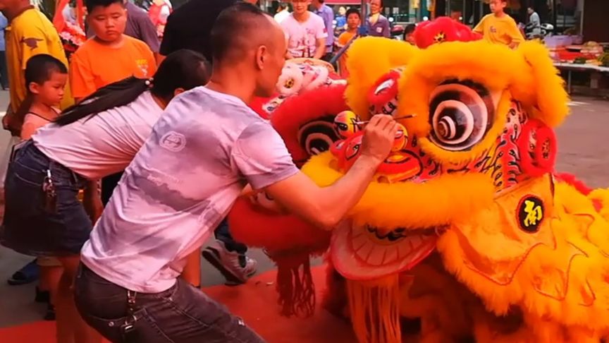 开业大吉,精彩舞狮表演不容错过(上集)