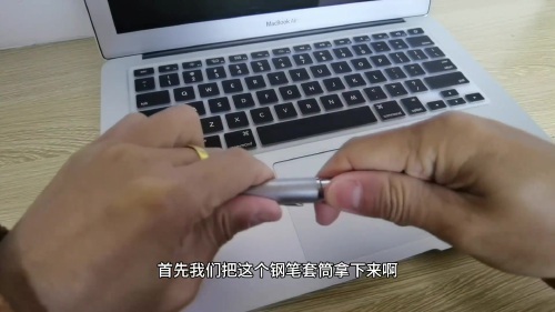 自动钢笔怎么装墨囊?