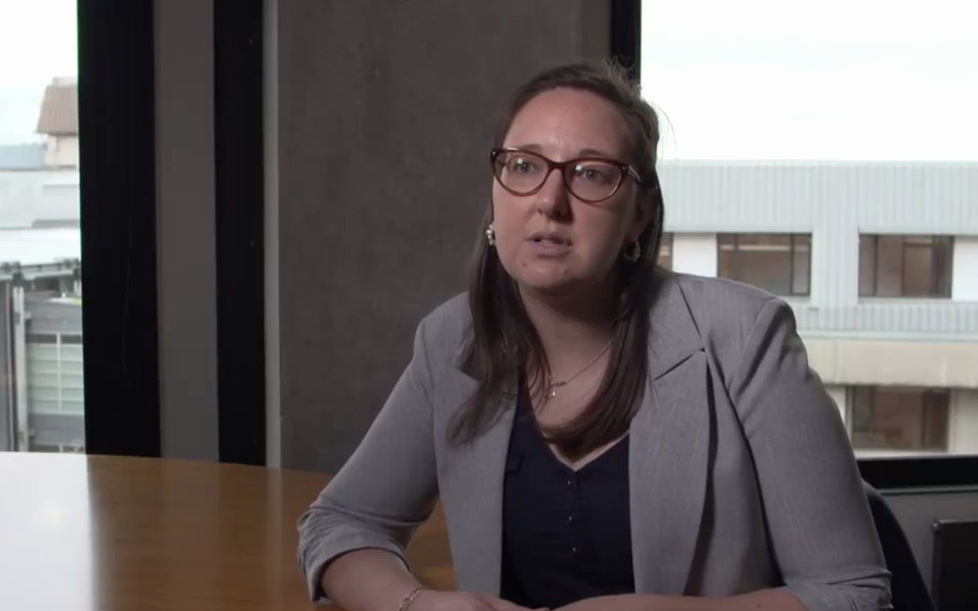 【外国职业故事】艾丽丝的专业会计硕士故事(中字)