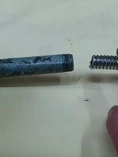 不锈钢金属波纹管没有螺纹,怎么接镀锌管?教你个方法,简单实用