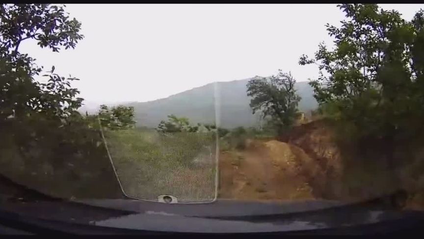 2015款科帕奇四驱旗舰版爬山实录!