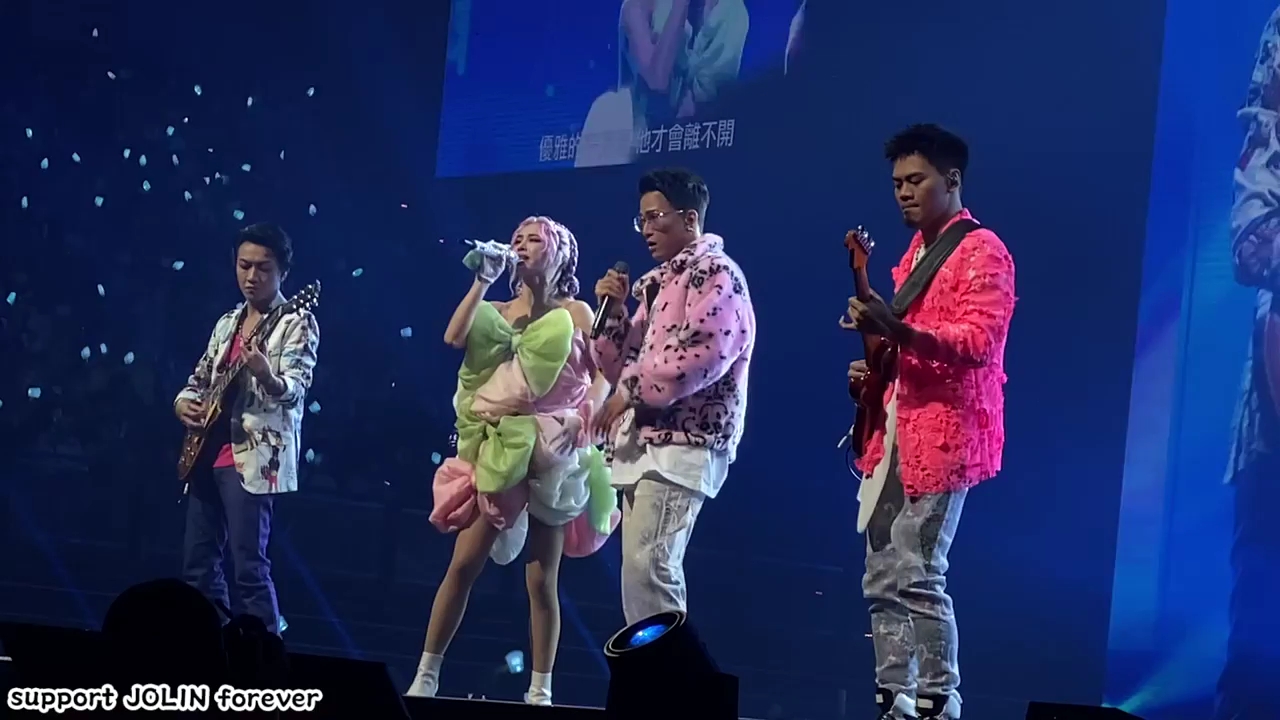 ...蔡依林(嘉宾:茄子蛋)】2021.04.24 蔡依林 ugly beauty演唱会 台北加...