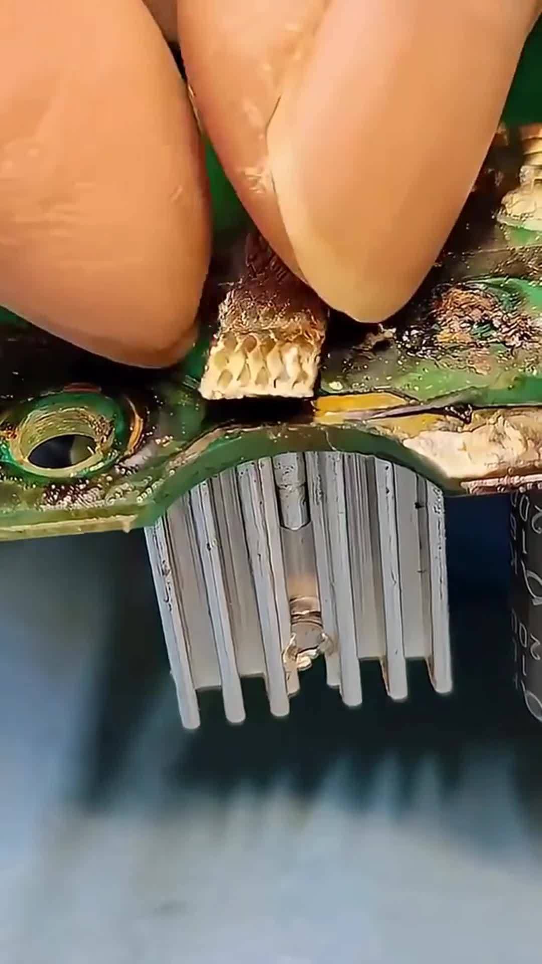 带散热器的晶体管快拆