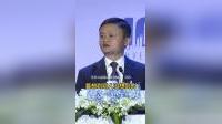 怎样才能成为一个优秀的校长?马老师说:“一个优秀的校长一定是个...