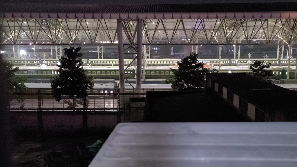 【2021.03.28_18:50:46】阜阳火车站夜间10小时40分延时摄影(64倍速)