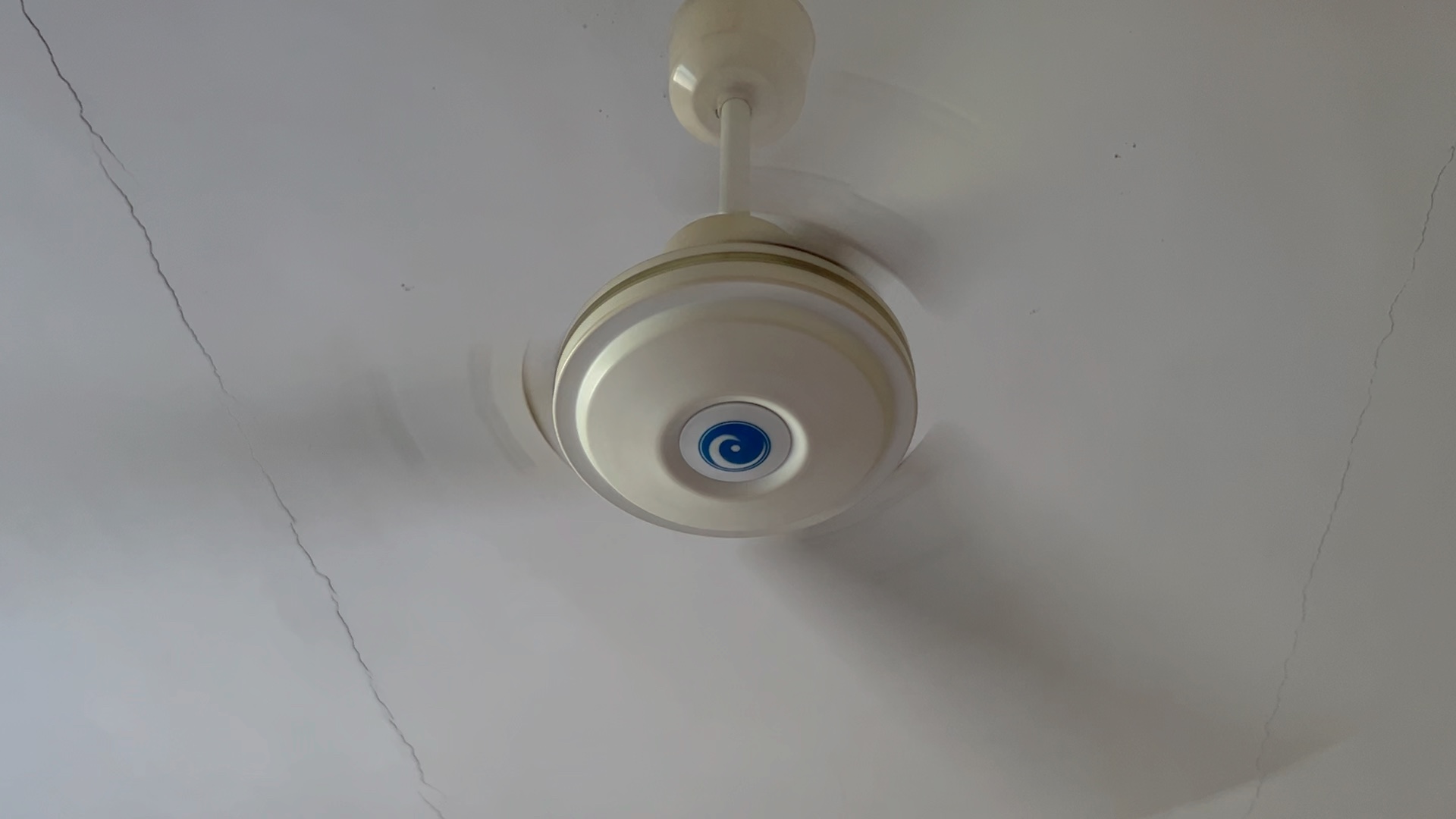 红岩吊扇FC8-120J(1200mm世纪风)注:此款吊扇不是原国营厂重庆电扇...