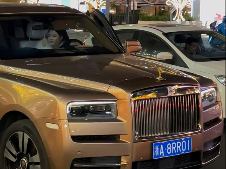 这就是现实中富家千金的生活吗