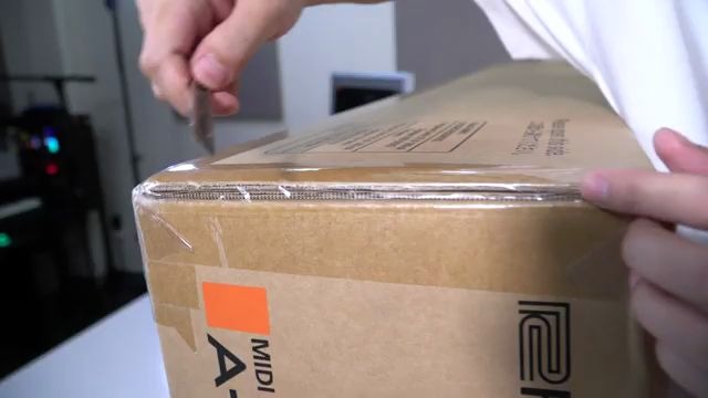 [ 打开 框 和 评论 ] 罗兰 A-88MKII MIDI 键盘 控制者 -- StudioGear