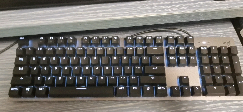 罗技k845键盘声音