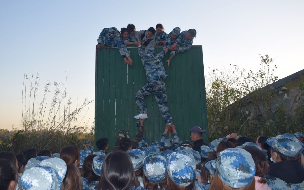 黄冈户外拓展,黄冈拓展公司,黄冈拓展训练基地,黄冈团建活动,黄冈趣味...