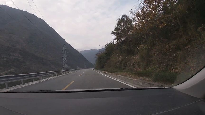 泸定到磨西古镇的沿途风景,你一定不会后悔,真的很美
