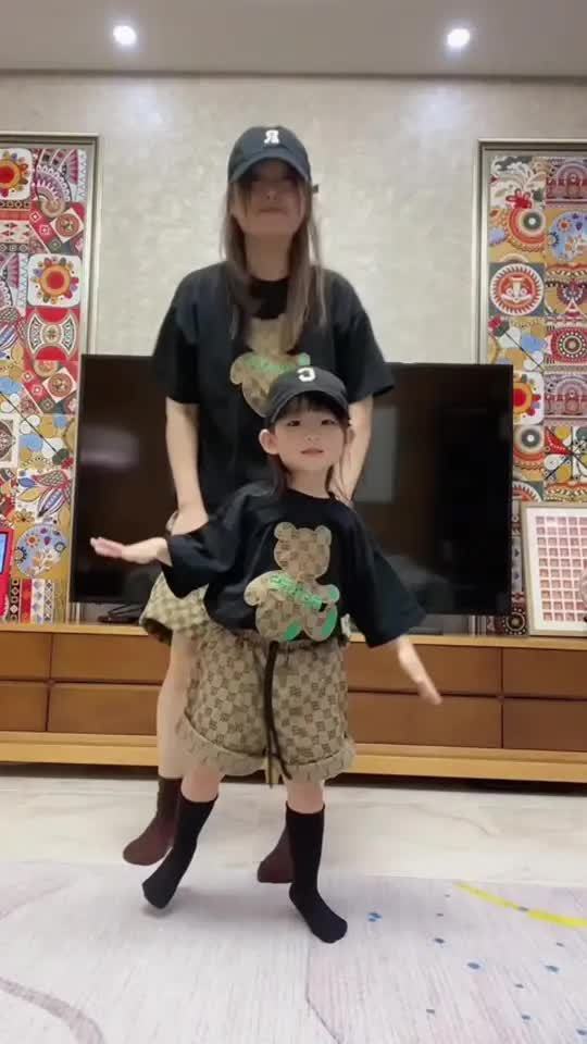 和畊宏叔叔一起动起来吧~带娃嗨起来