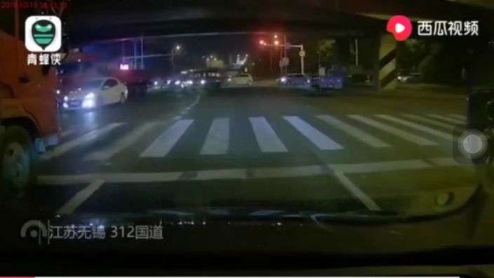 无锡高架桥坍塌事故现场