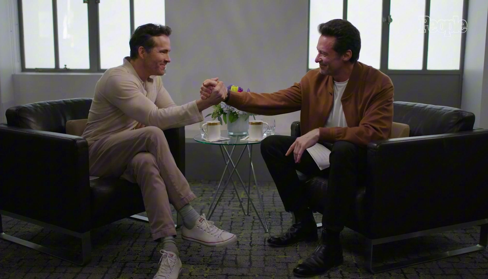 最新-小贱贱狼叔互访宣传新片'死侍与金刚狼' | Ryan Reynolds & Hugh ...