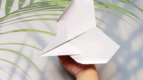 一分钟教会你如何叠飞行效果超棒的宽翼纸飞机一学就会系列教程