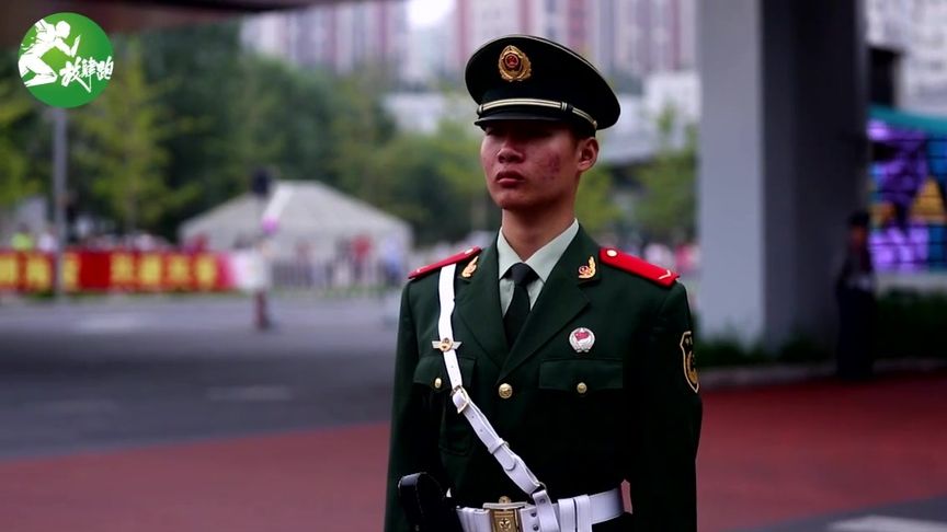 感动!朋友圈里最动人的军人视频,他们默默无闻地为大家保驾护航